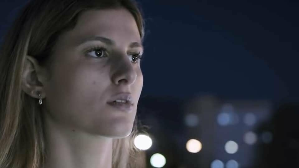 Painful Smile: Η ελληνική ταινία με θέμα τη σεξουαλική κακοποίηση